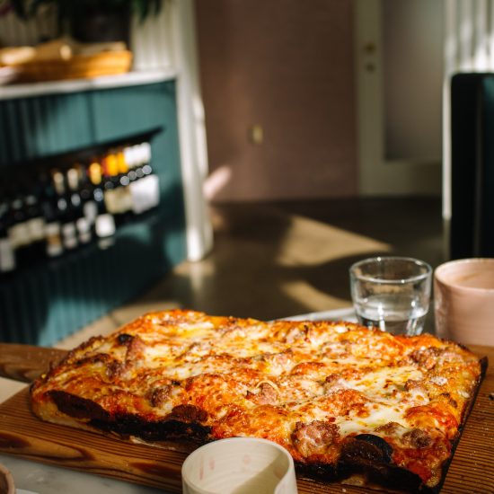 6 Pizza Spots In Detroit To Deep Dish Into | Detroitisit